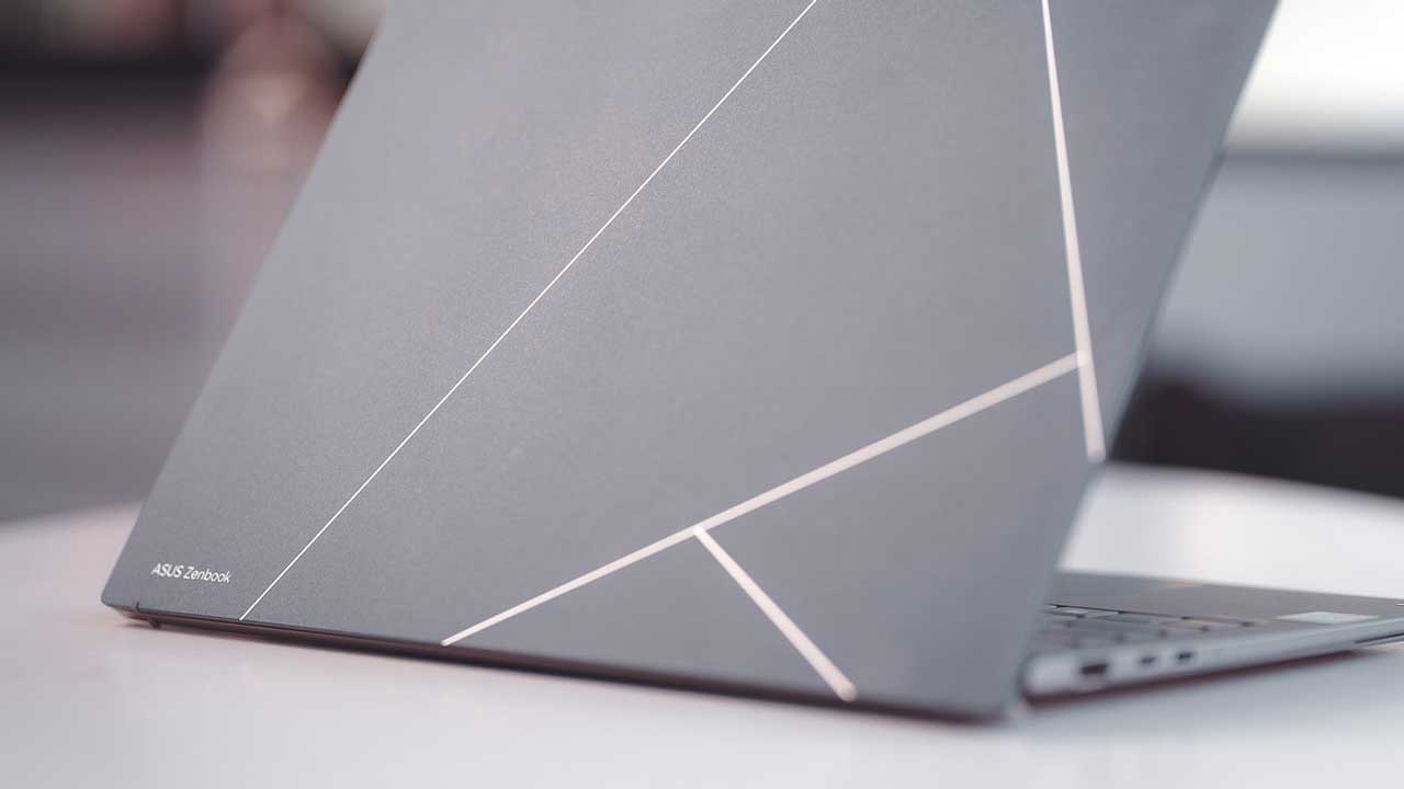 ASUS Zenbook S 13 OLED: Laptop Tipis, Performa Manis